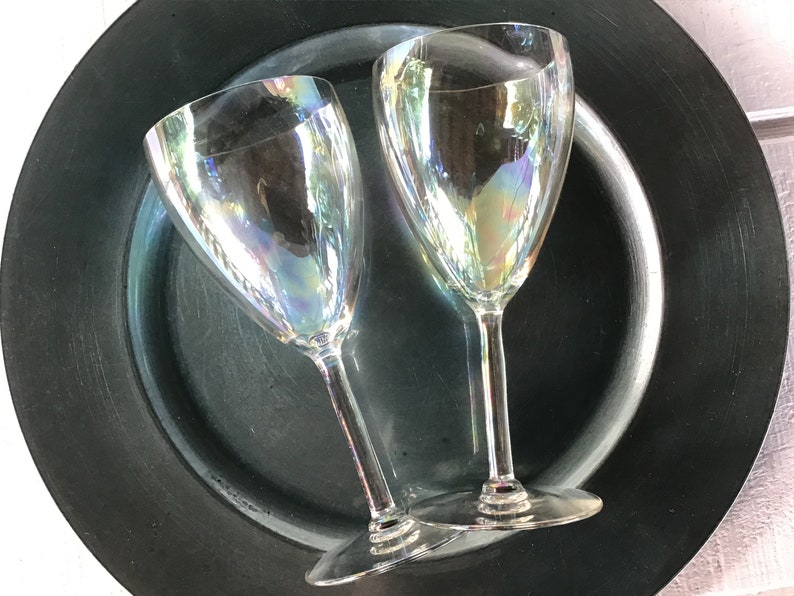 Vintage DELICATE Iridescent Wine Glasses Iridescent Glassware - Etsy