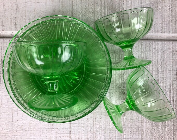 9 Pc Green Depression Glass Set Plates Goblets Ribbon Green Hazel Atlas ...