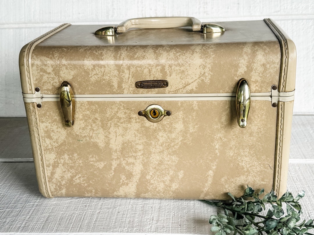 1950s Samsonite Streamlite Hard Shell Train Case Retro Travel ~ Vintage ...