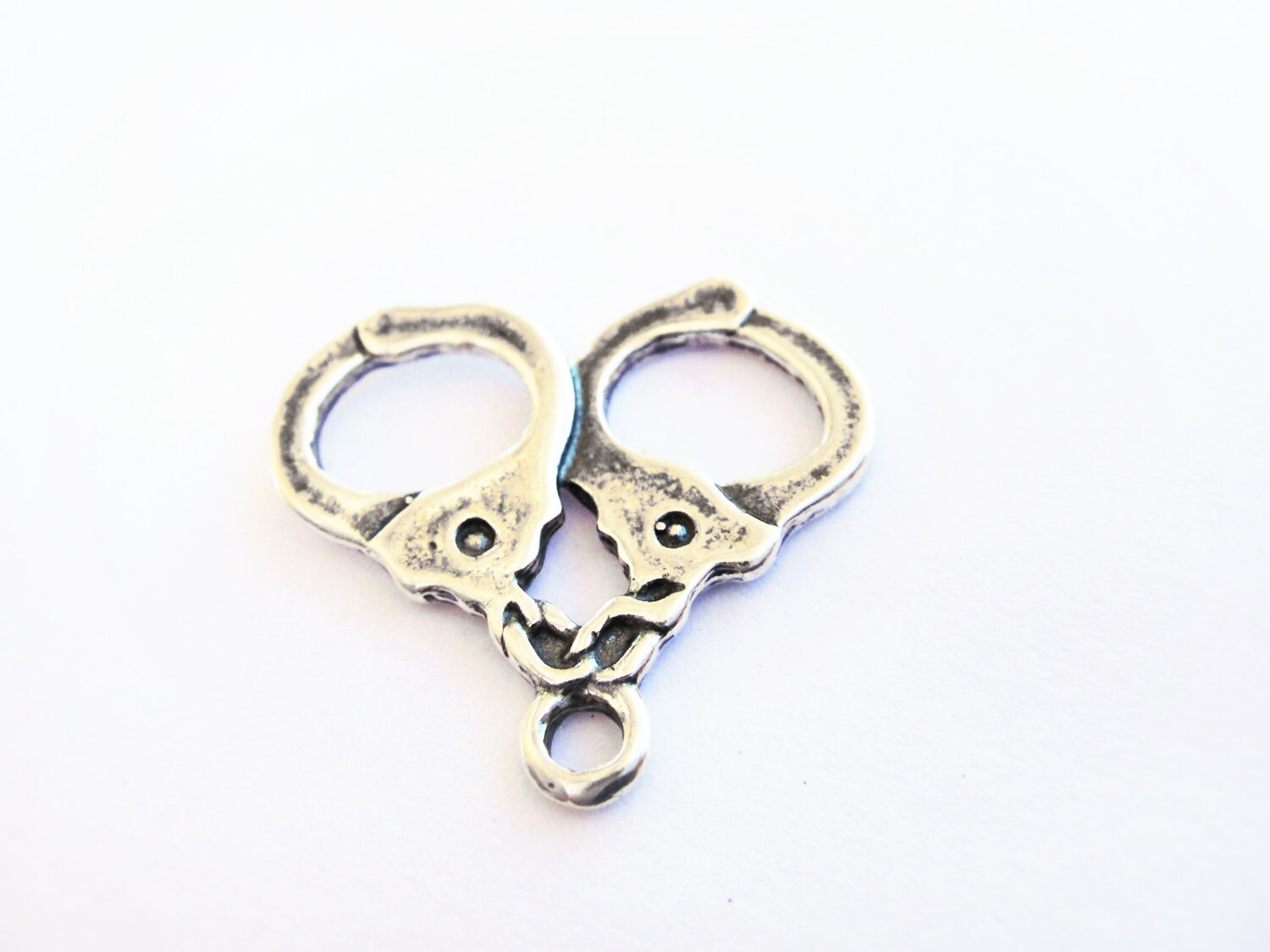 925 sterling silver Small Handcuff Charm folded Silver hand - Etsy 日本