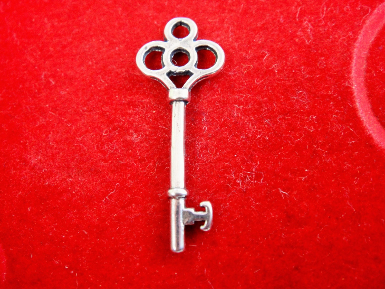 925 Sterling Silver Lightly Oxidized Small Key, Silver Key, Small Key ...