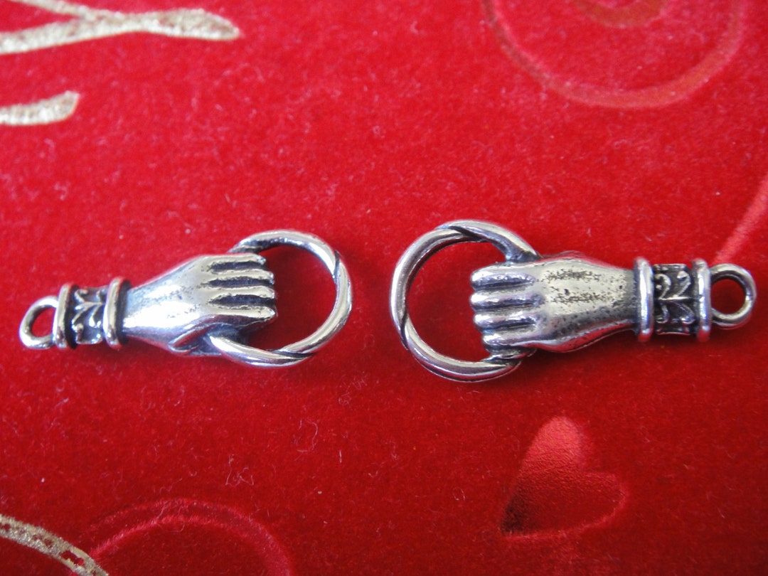 925 Sterling Silver Oxidized Hand Holding Ring Connector, Hand Holding ...