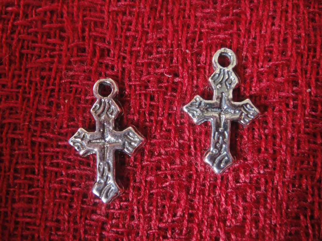 925 Sterling Silver Oxidized Small Cross Charm, or Pendant, 1pc ...