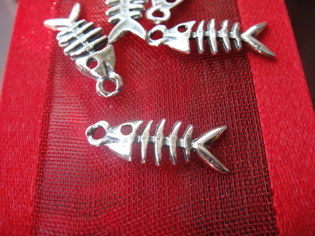 925 Sterling Silver Oxidized Fishbone, Silver Fishbone, Fishbone Charm ...