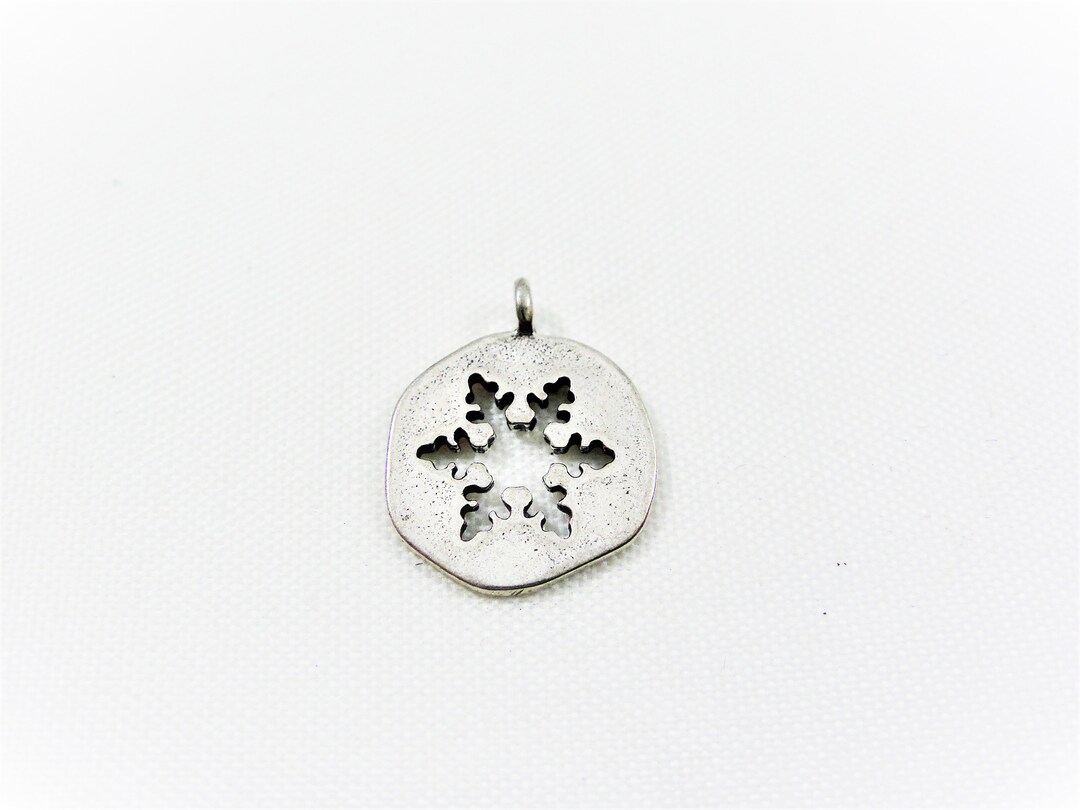 925 Sterling Silver Snowflake Circle Charm, Silver Ice Crystal Glacier ...