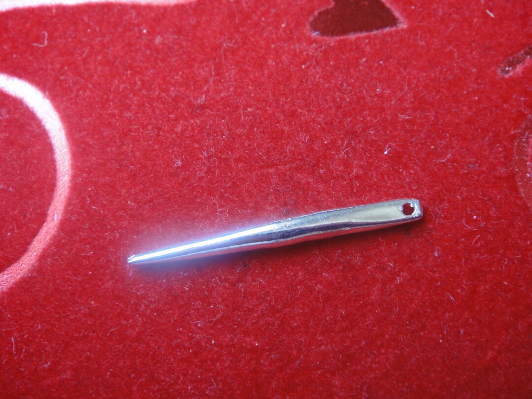 925 Sterling Silver Skinny Needle Charm - Long and Thin Dagger Spear ...