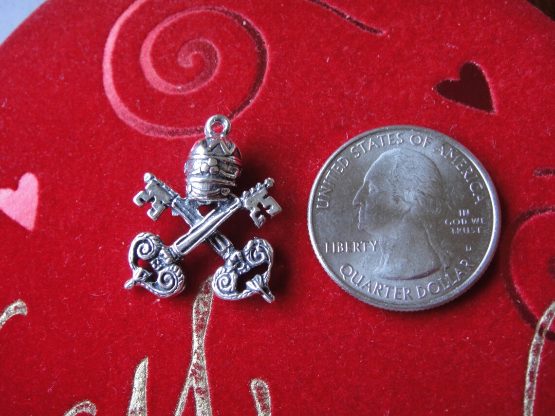 925 Sterling Silver Crown With Keys, Silver Crown and Keys, Crossed ...