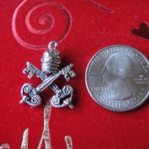 925 Sterling Silver Crown With Keys, Silver Crown and Keys, Crossed ...