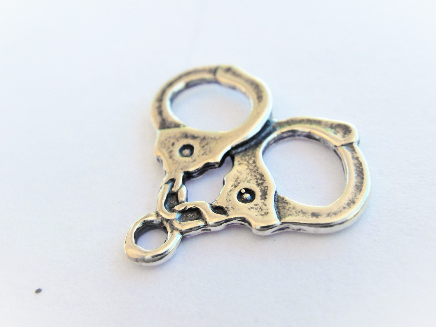 925 sterling silver Small Handcuff Charm folded Silver hand - Etsy 日本