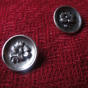 925 Oxidized Sterling Silver Button With Flower 1 Pc. - Etsy