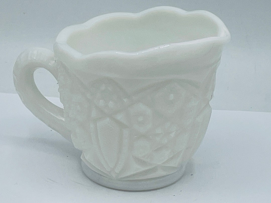 Vintage White Milk Glass Creamer, Pitcher, Gravy Boat Mckee Toltec ...