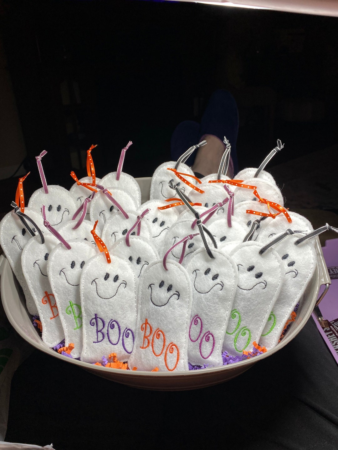 12 Cute Halloween Candy Ghosts Embroidered Treat Holder Boo Mini Candy ...