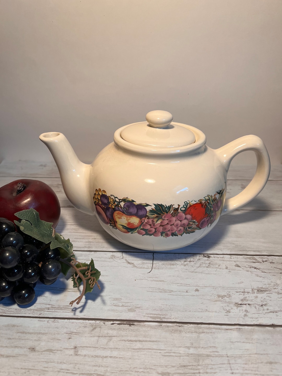 Vintage Teapot, Cornucopia Tea Pot, Fruit Motif, Kitchen Collectible - Etsy