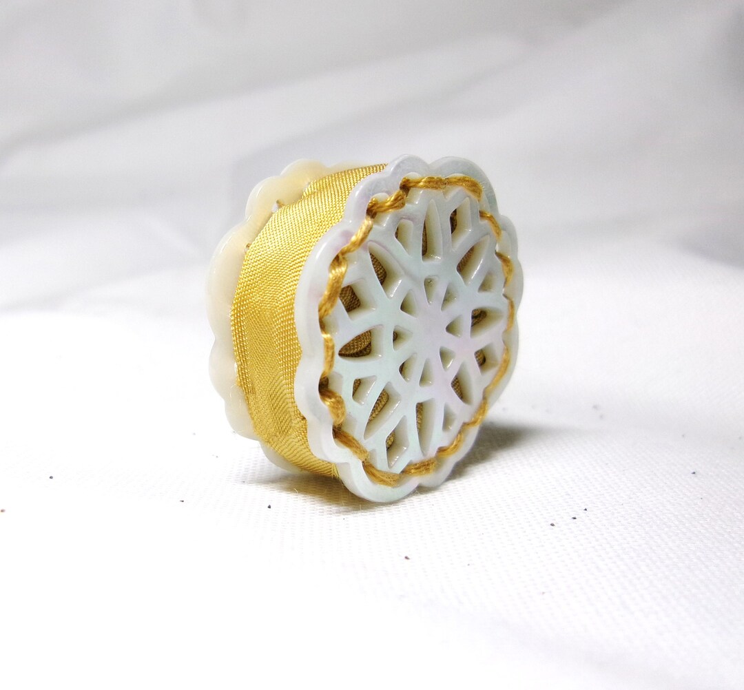Historic Style Mother of Pearl Emery Pincushion – Reproduction - Golden ...