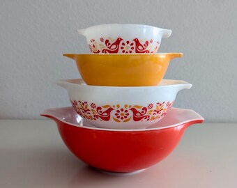 Vintage PYREX Friendship Pattern CINDERELLA Nesting Mixing Bowls ...