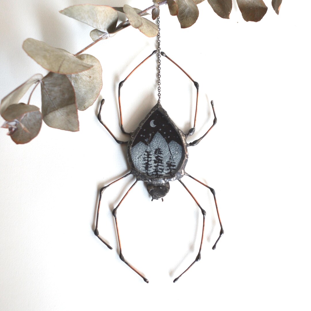 Stained Glass Spider Suncatcher, Hand-soldered Halloween Wall Decor - Etsy