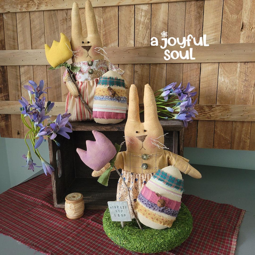 PATTERN - HIPPITY HOPPERS - Primitive Bunny Dolls With Tulips and ...