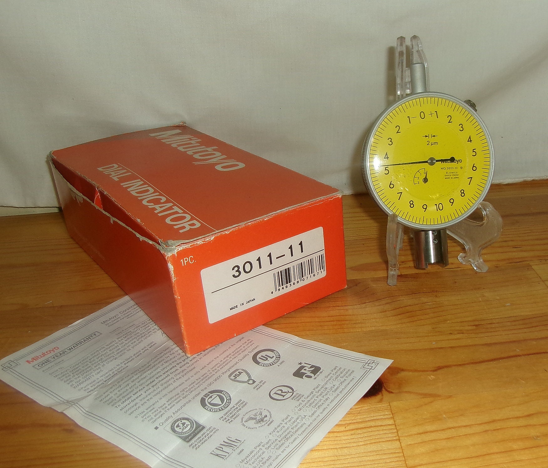 Vintage Mitutoyo Japan 2002 Dial Indicator, Analog, 6 Jewels, Shock ...