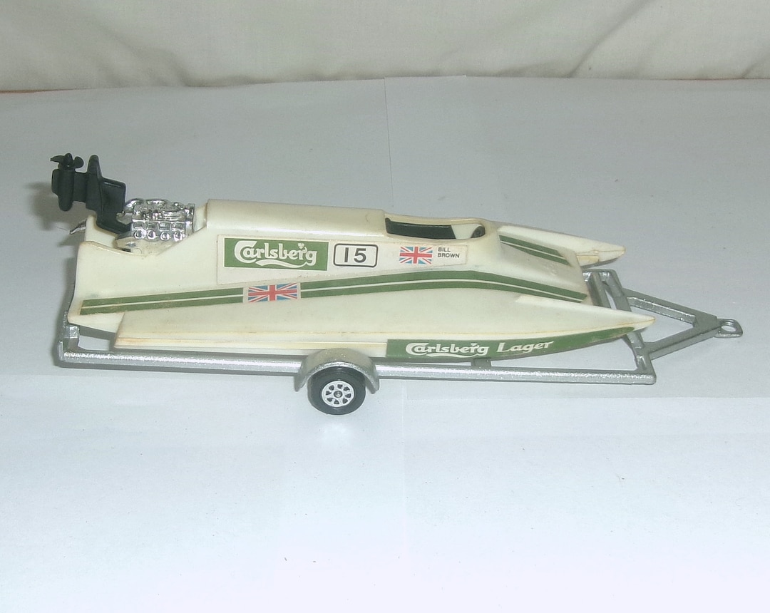 Corgi Diecast Car Toy Britain 15 Bill Brown Carlsberg Beer Racing ...