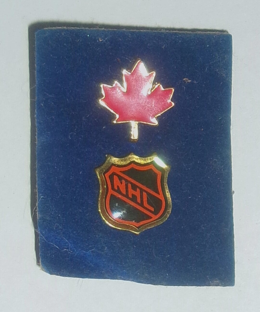 Tack Pin NHL Hockey and Canada Maple Leaf Sports Set of 2 - Etsy