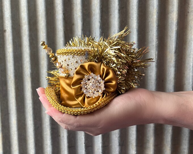 Micro Mini Top Hat, New Year's Eve Mini Top Hat, Gold Browcade Mini Hat ...