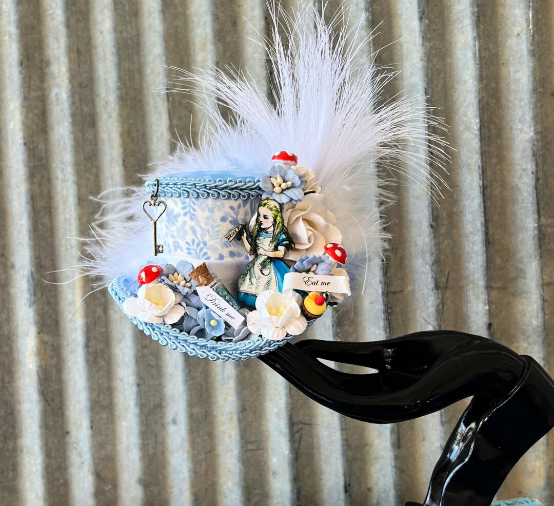 Micro Mini Top Hat, Alice Mini Diorama Hat, Alice in Wonderland Mini ...