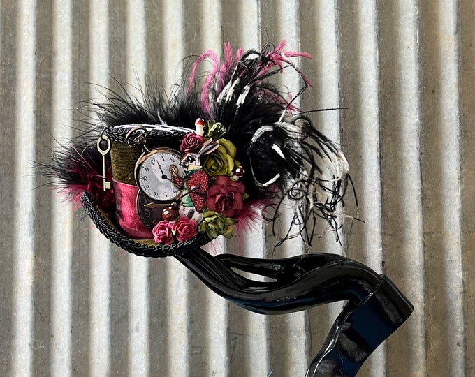 Micro Mini Top Hat, White Rabbit Diorama Hat, Alice in Wonderland Mini ...