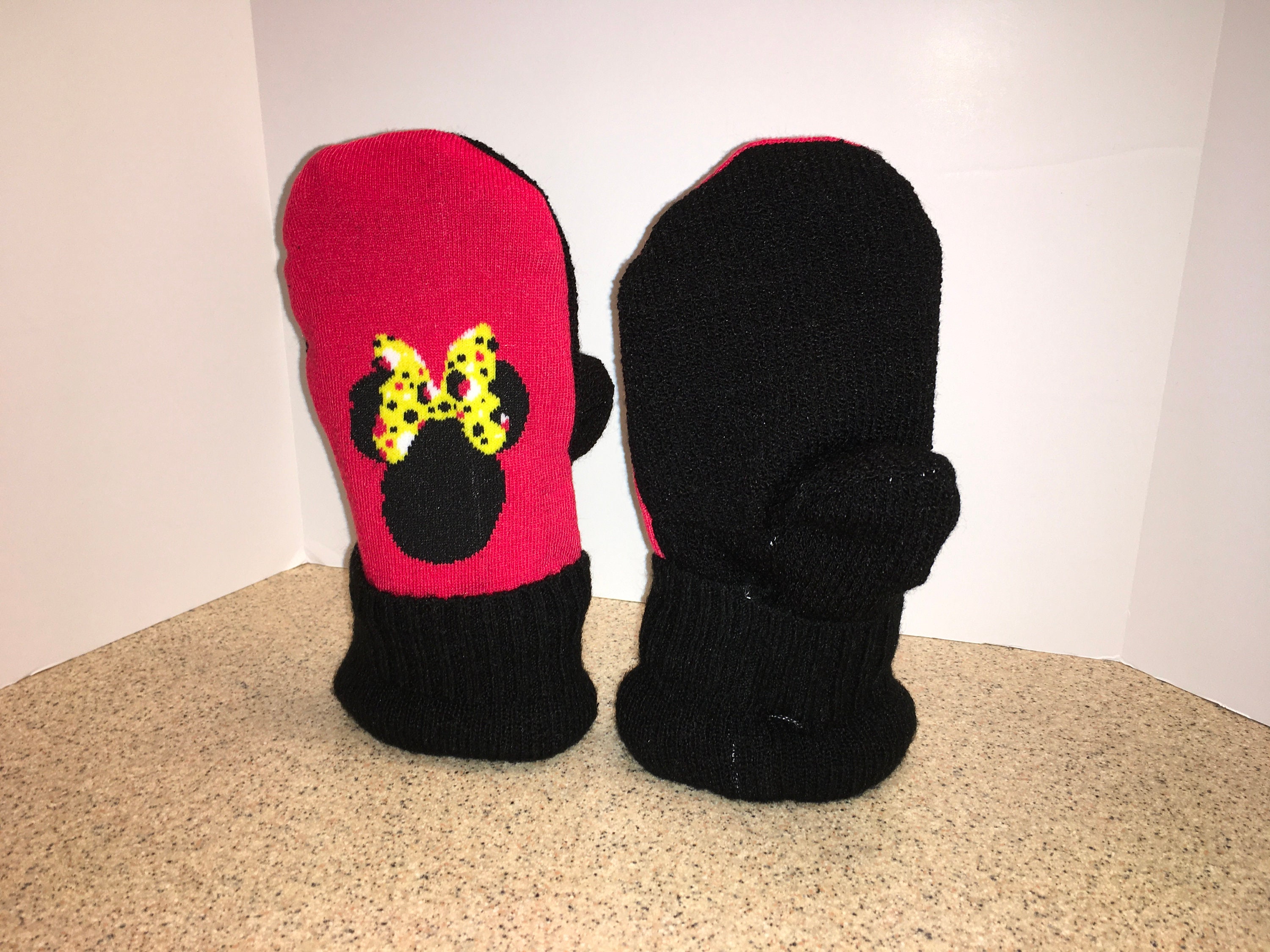 Minnie Mouse Mittens for Kids - Etsy