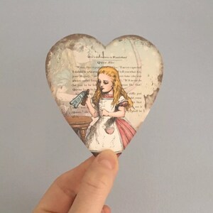 Alice in Wonderland Heart Card Toppers: Scrapbooking Craft - Set of 6 ...