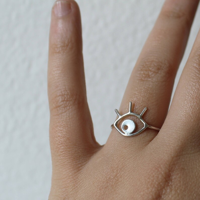 Eye Ring Sterling Silver Ring Eyelashes Minimal Ring Handmade - Etsy