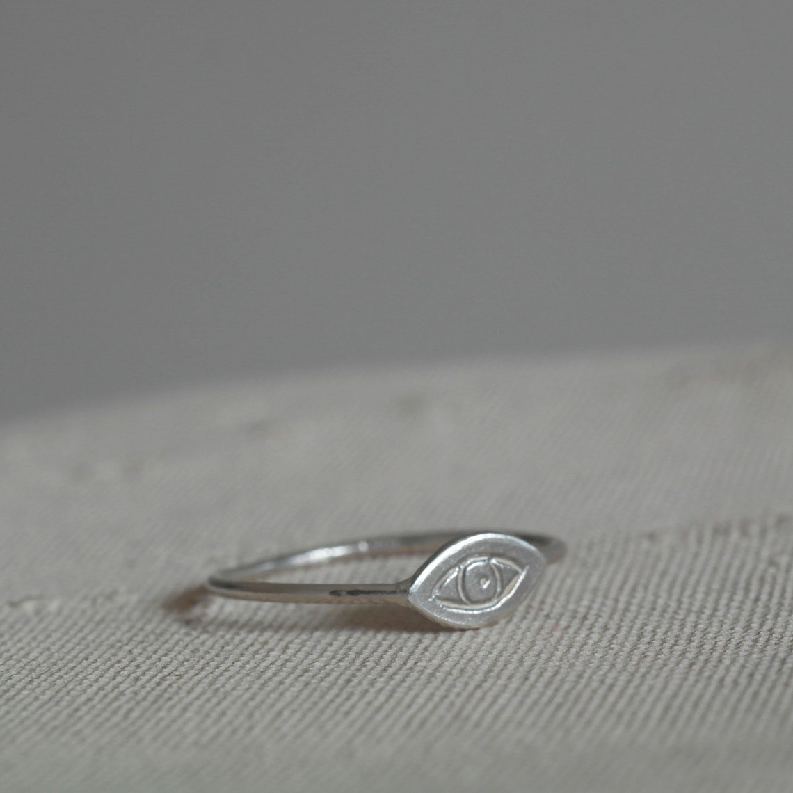 Eye Ring in Sterling Silver Minimal Ring Handmade Ring Eyes | Etsy