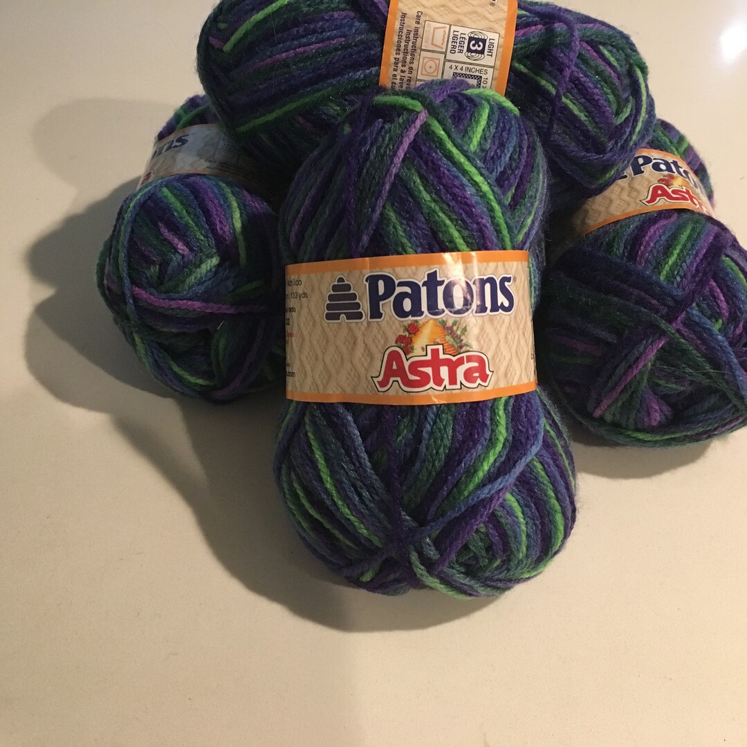 3 Skeins Astra Yarn Patons Electric Blues Shades of Blu and - Etsy