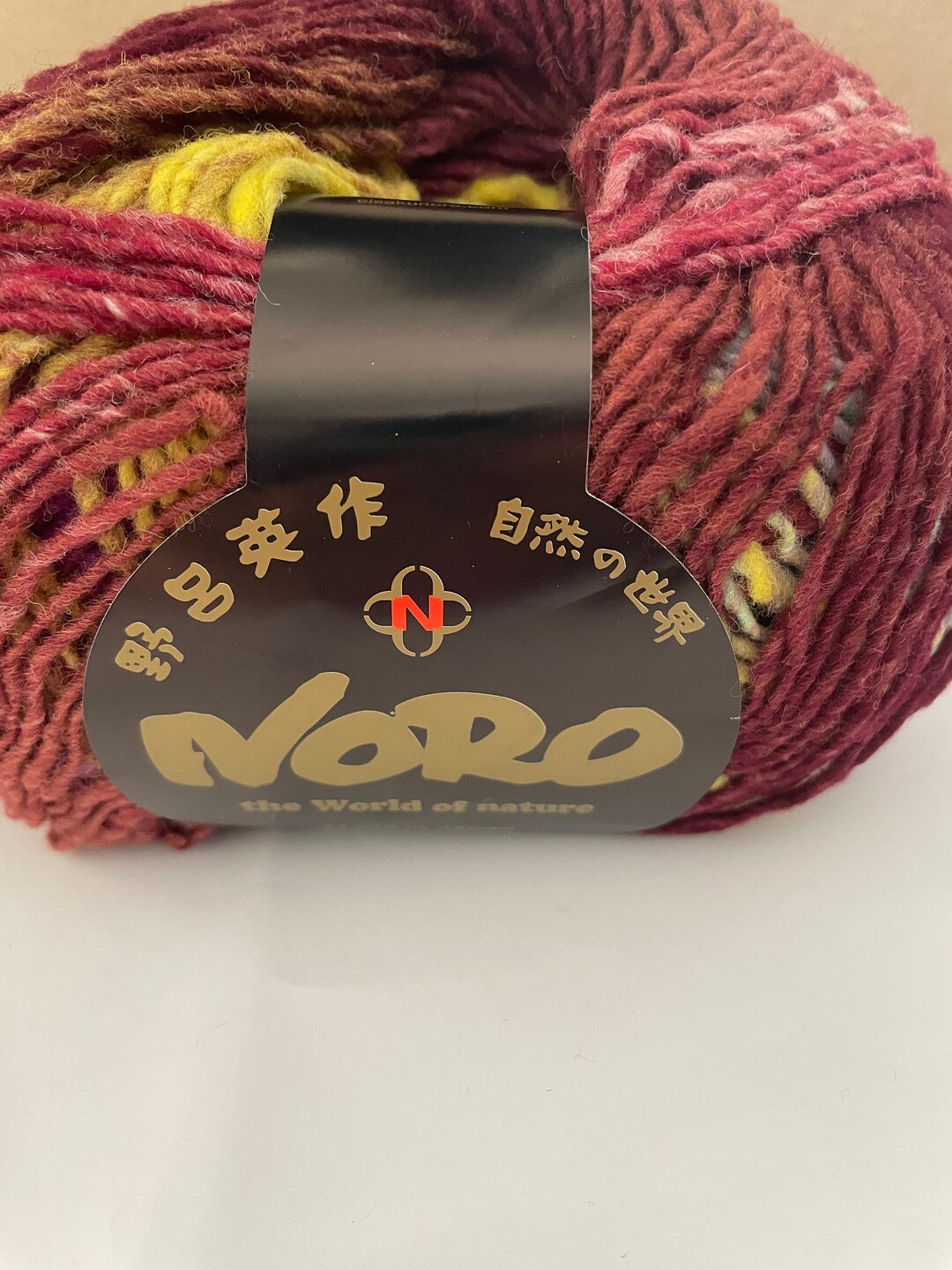 1 Sk Noro Kureopatora, All Wool 299 Yds 100 G Variegated Pink, Rose ...