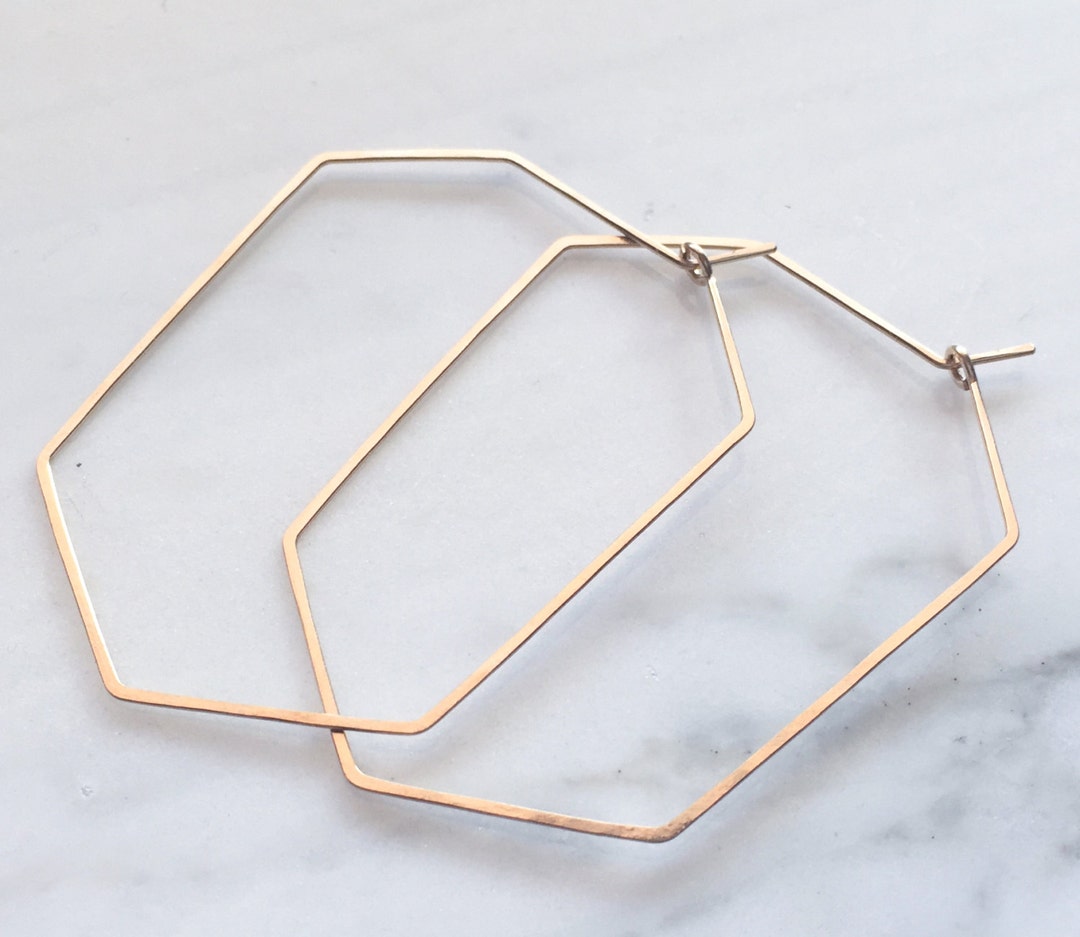 LARGE FACET HOOPS Elongated Hexagon Hoop Earrings Hammered Gold ...