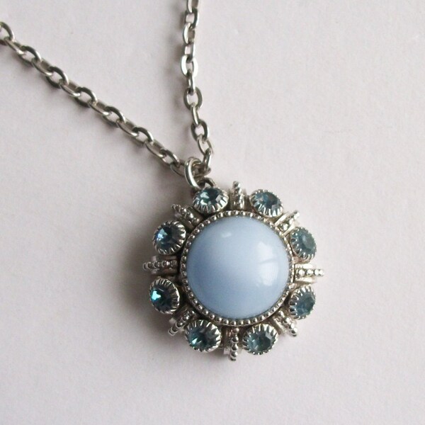 Periwinkle Stone - Etsy