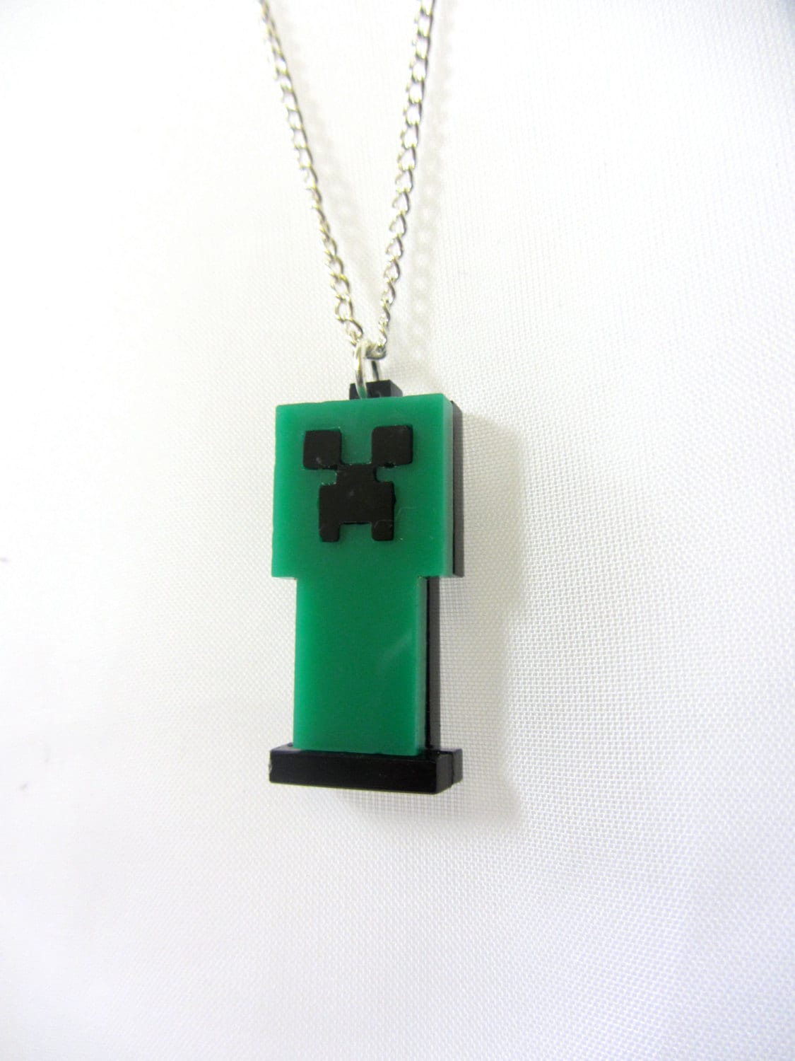 Minecraft Creeper Necklace - Etsy