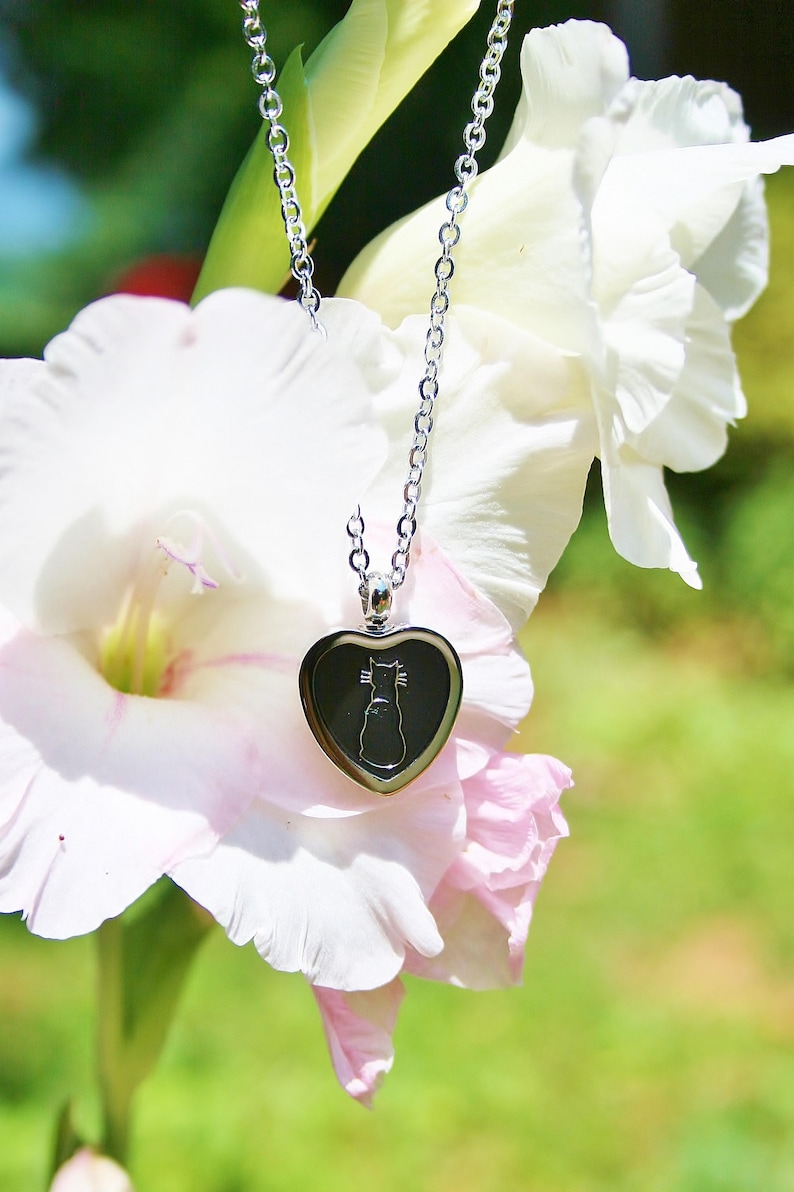 Keyring Keychain Cat Heart Cremation Urn for Ash Pendant Necklace Chain ...