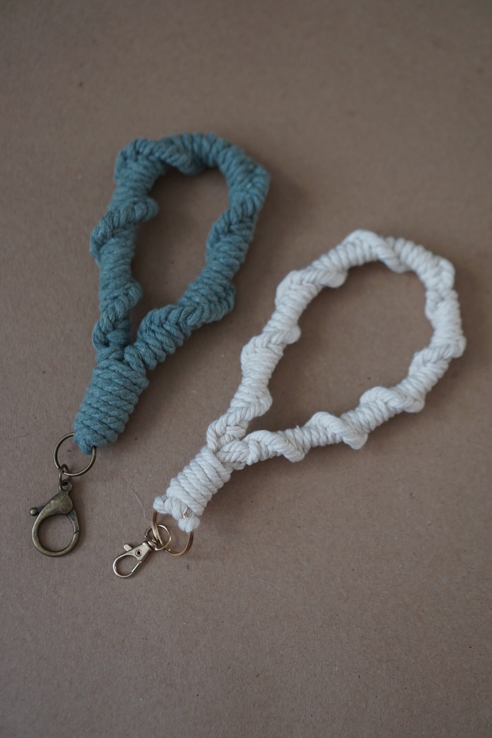 Spiral Twist Macramé Keychain Macramé Wristlet Gift for Women Chunky ...