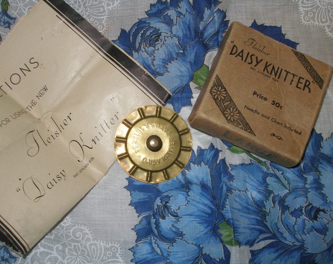 FLEISHER Daisy KNITTER Large Size in Box With Original Directions ...