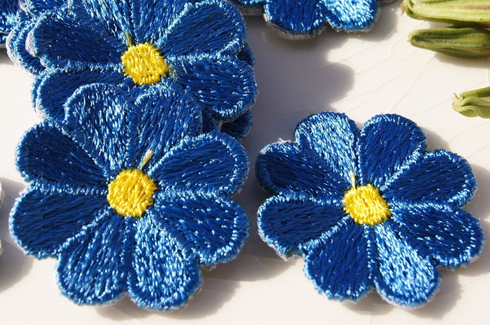 Vintage Iron on Flower Applique Patch Yellow Blue Flower - Etsy
