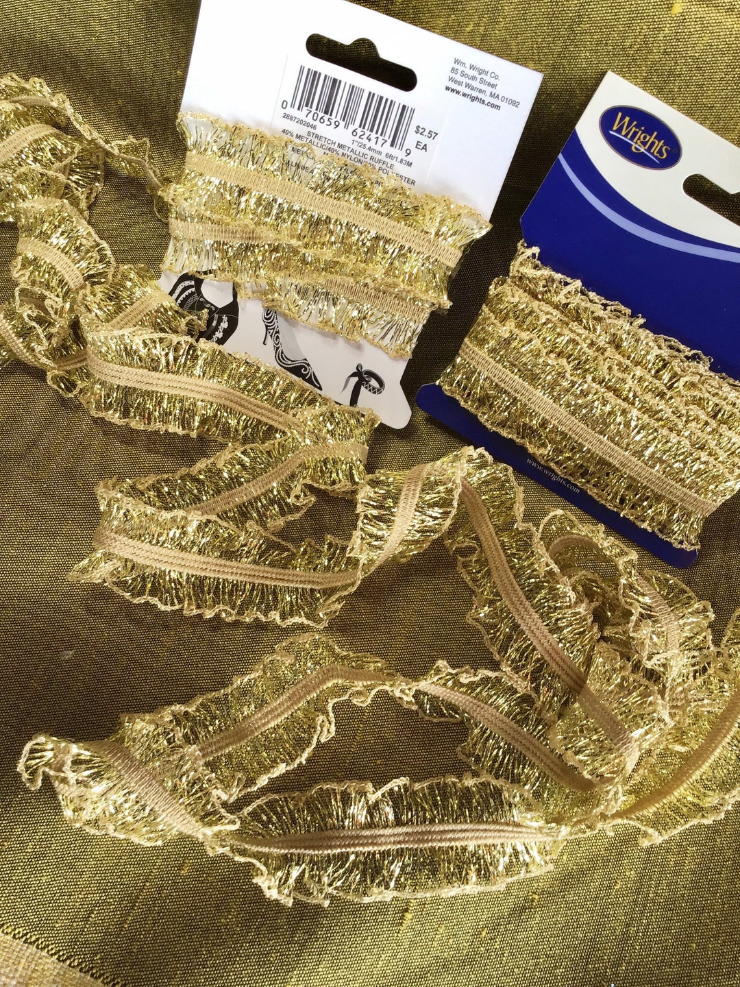 6FT Wrights GOLD METALLIC STRETCH Trim 1" Wide Soft Hand Sparkling Gold ...