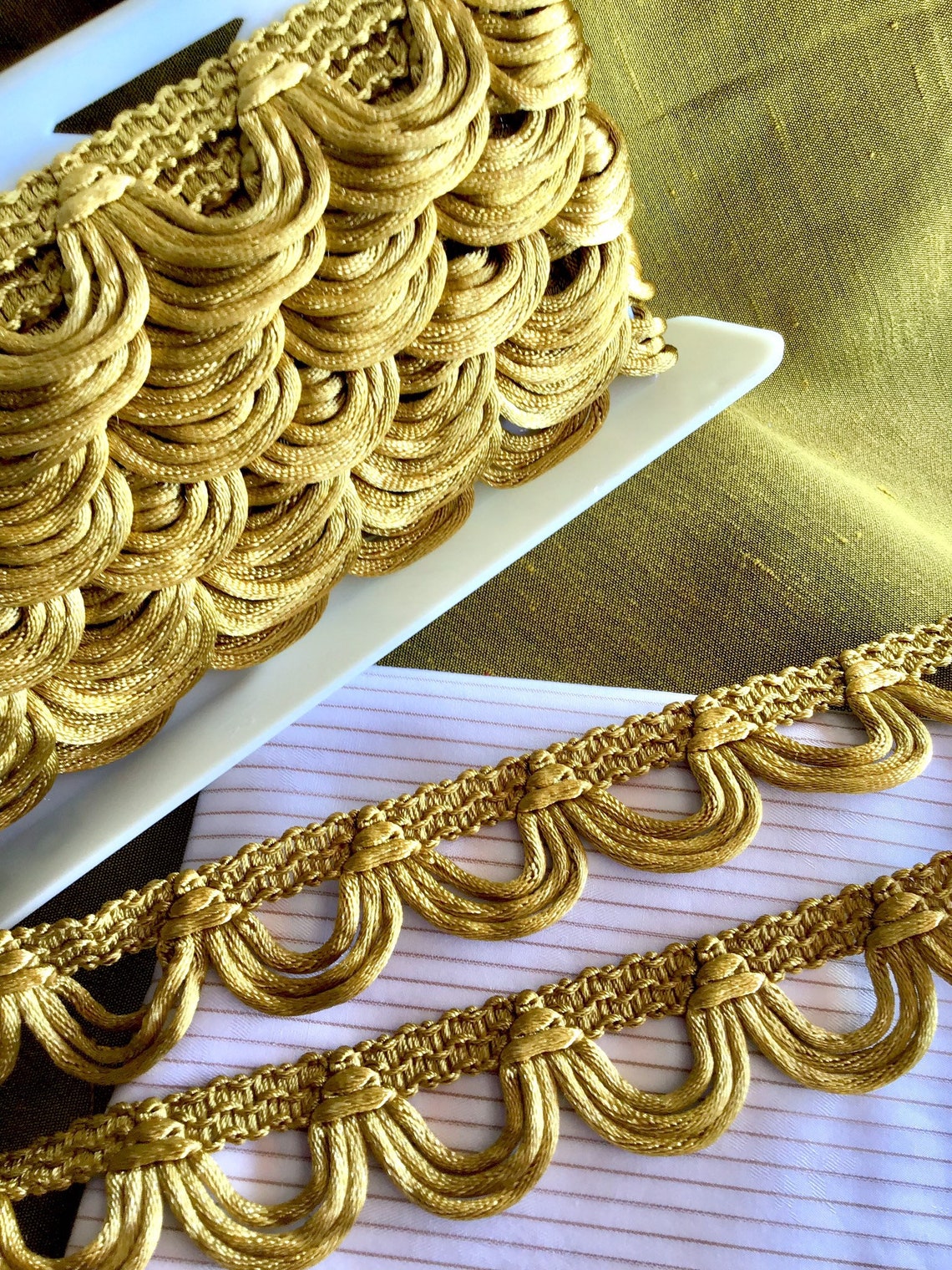CONSO Gold LOOP Fringe Braided Trim / Scalloped Braids by the - Etsy