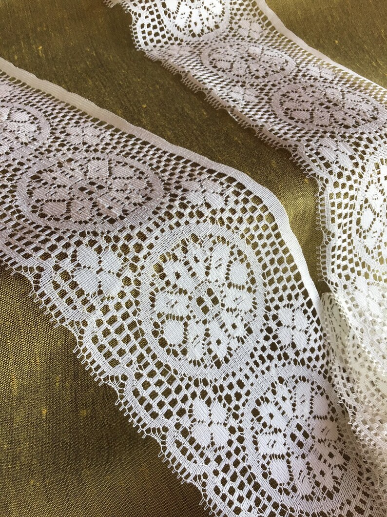 4 Inches WIDE Lace BEAUTIFUL MEDALLION Ecru Lace by the Yard or by Roll ...