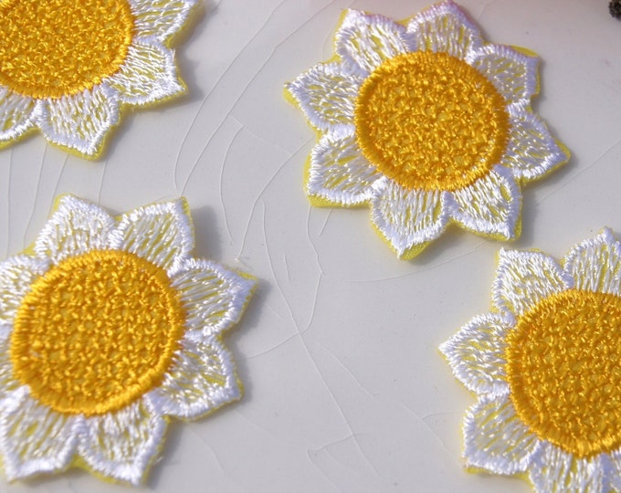 Vintage Yellow Flower Embroidered Applique Vintage Embroidery - Etsy