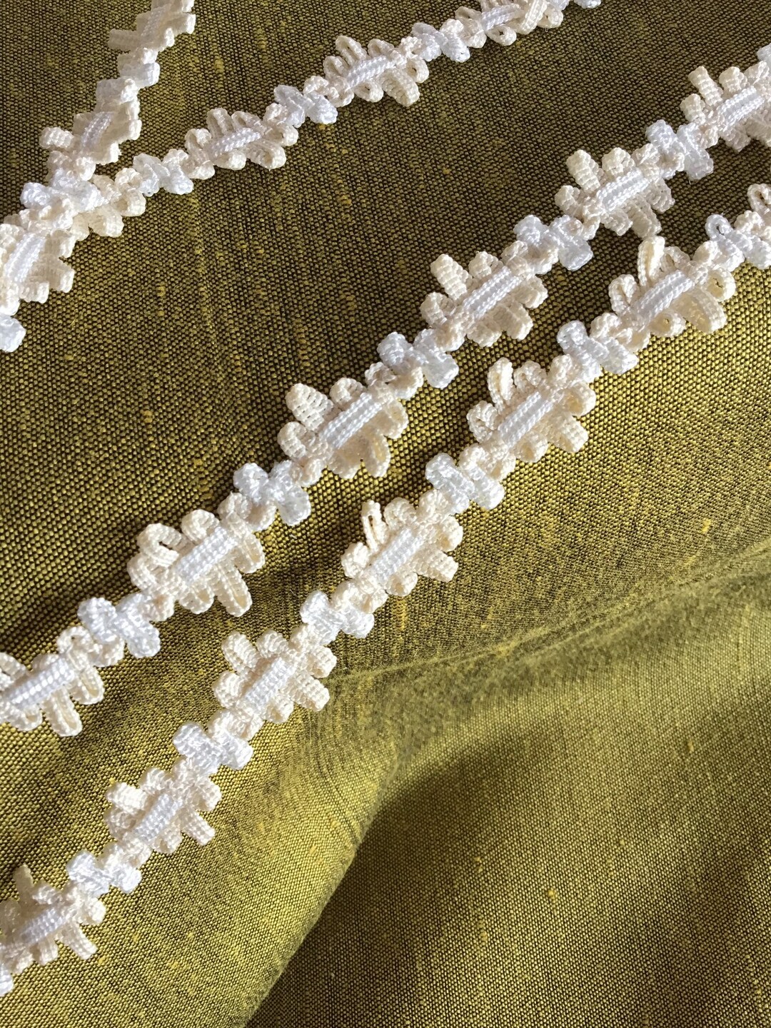 1/2" FANCY DAISY BRAIDED Trim by the Yard + Discounts by Roll Wholesale ...