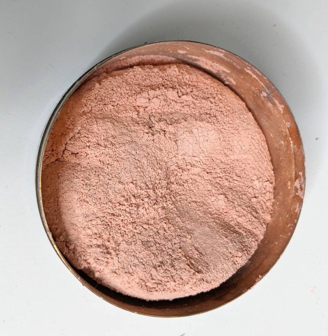 Lyric Softfilm Vintage 50's Face Powder Brass Tin New York Rose Peach ...