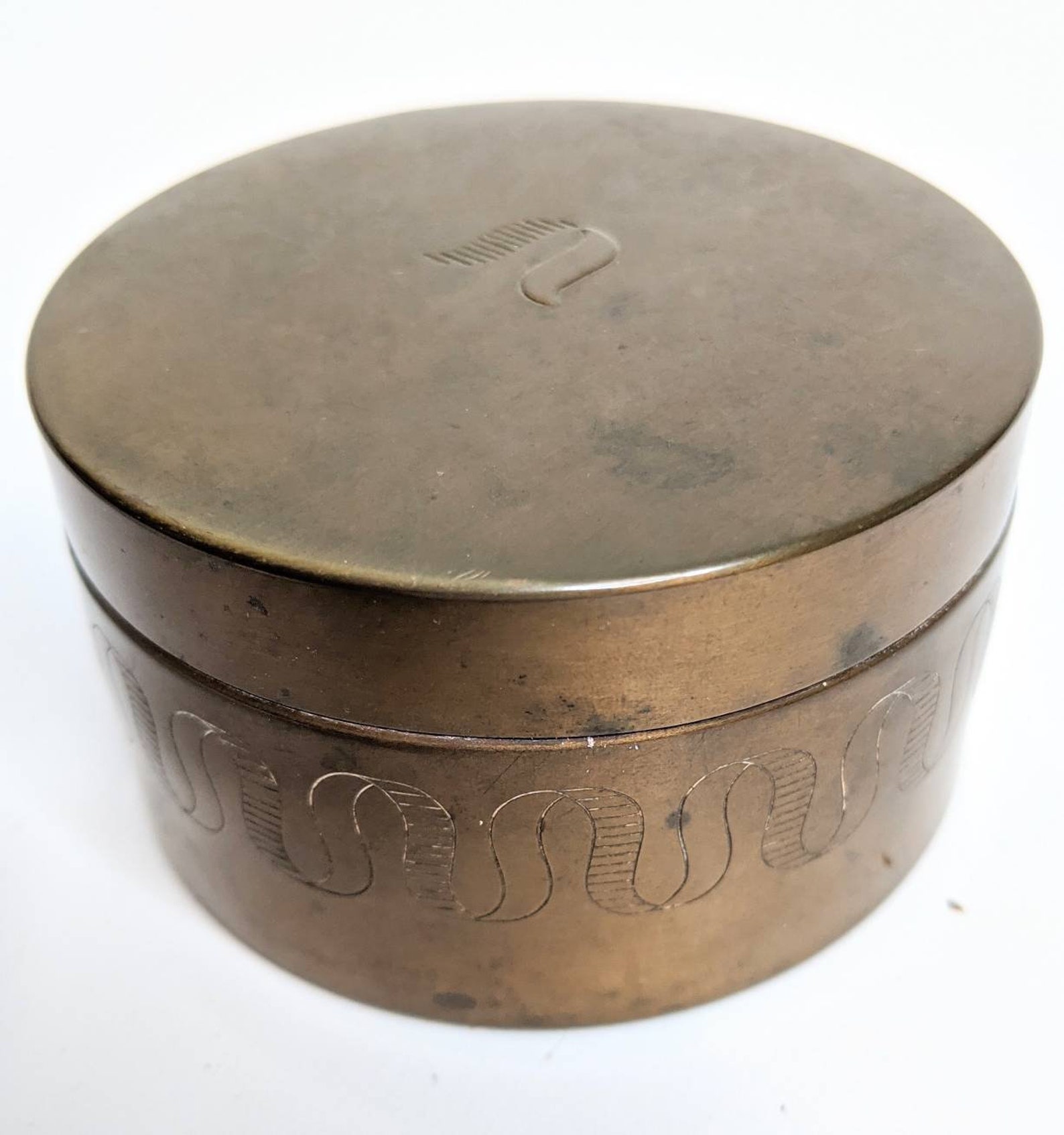 Lyric Softfilm Vintage 50's Face Powder Brass Tin New York Rose Peach ...