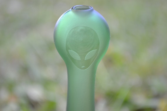 Glass Pipes Pipe Set Spoon Pipe Green Alien Pipe Pipes | Etsy