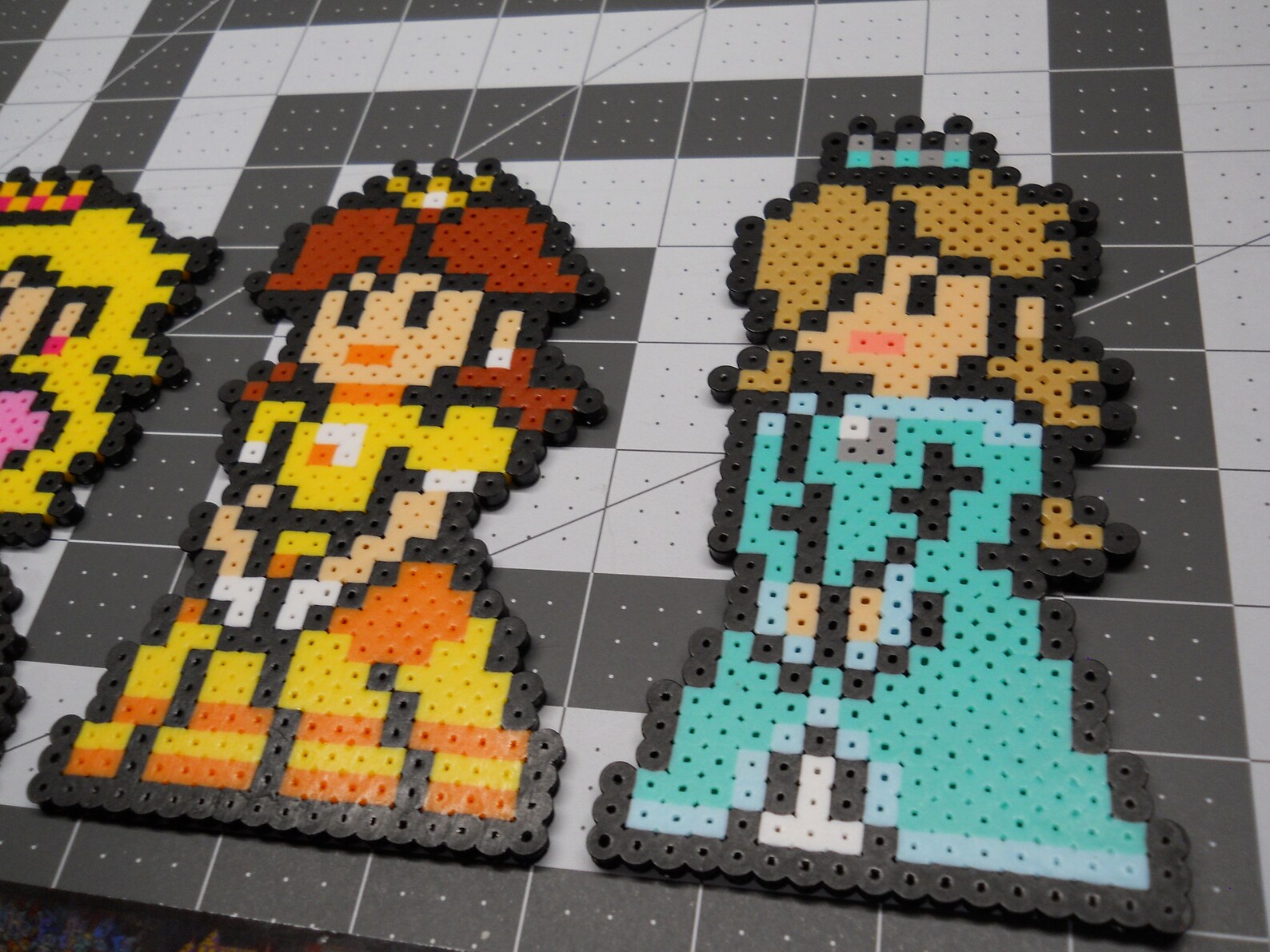 Super Mario Bros 3 - Smb3-styled Peach, Daisy, and Rosalina Bead ...