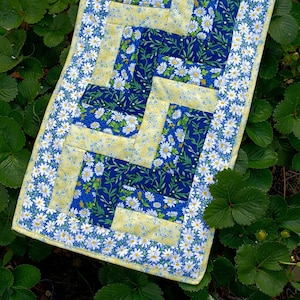 Split Rail Fence Table Runner - Etsy